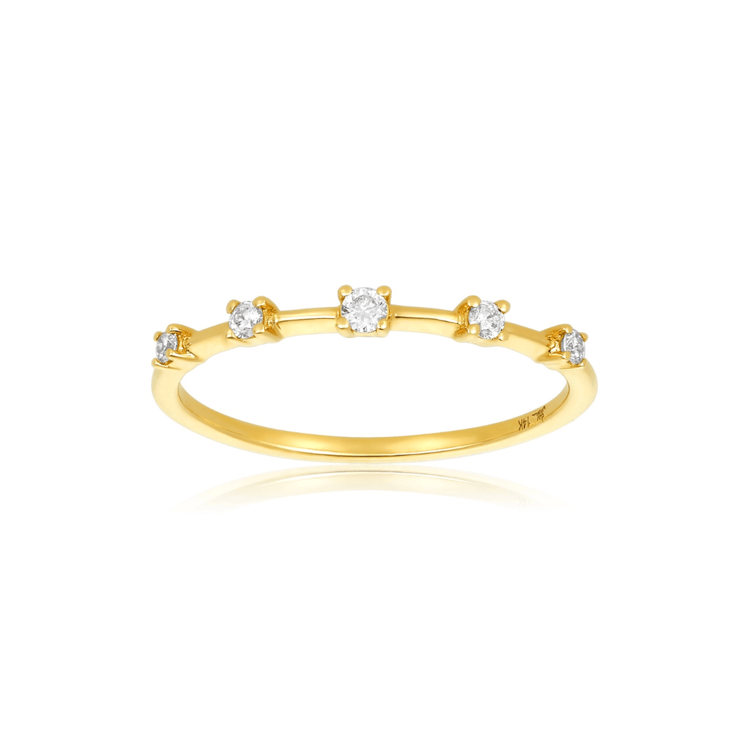 4 Prong Graduated Diamond Ring – Lindsey Leigh Jewelry
